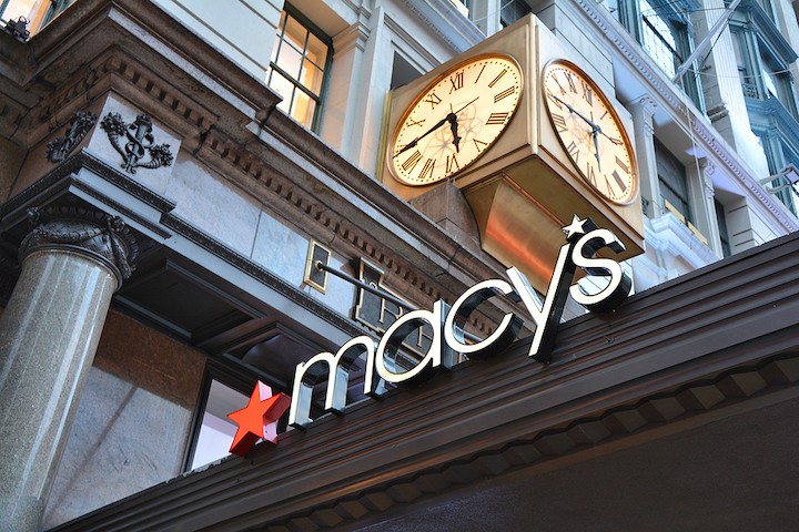 400 Macy’s workers to go on strike; 60% of Americans live pay-check to ...