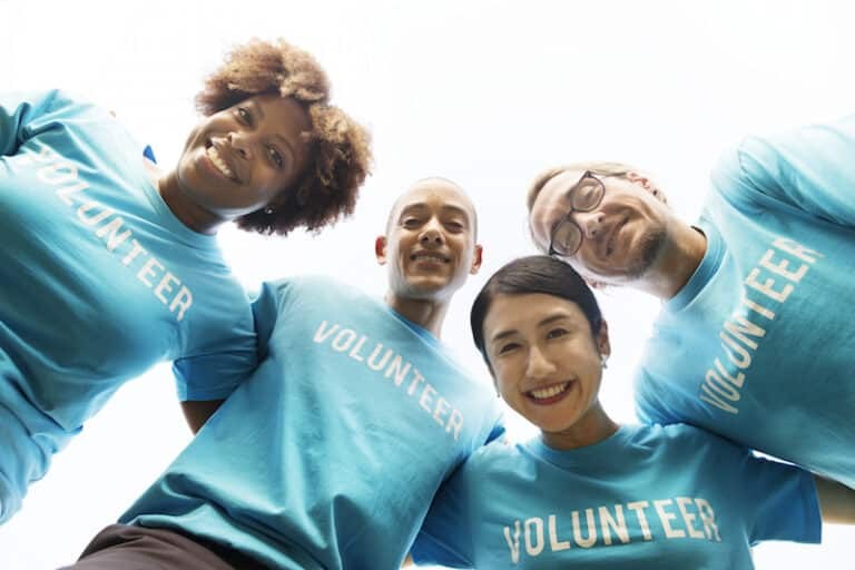 Case Study: How Visa taps into volunteering to keep its hybrid ...